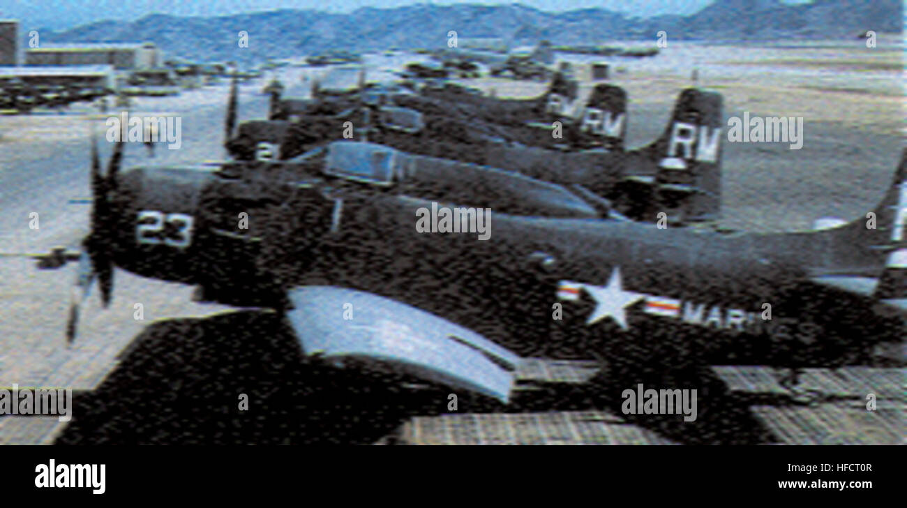 Ad 4w hi-res stock photography and images - Alamy