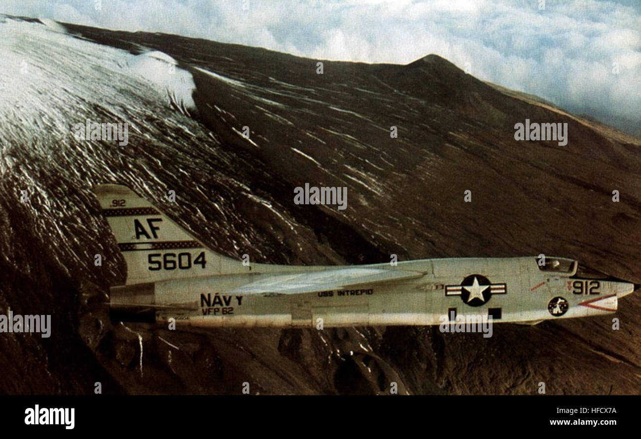 RF-8A Crusader VFP-62 in flight c1961 Stock Photo - Alamy
