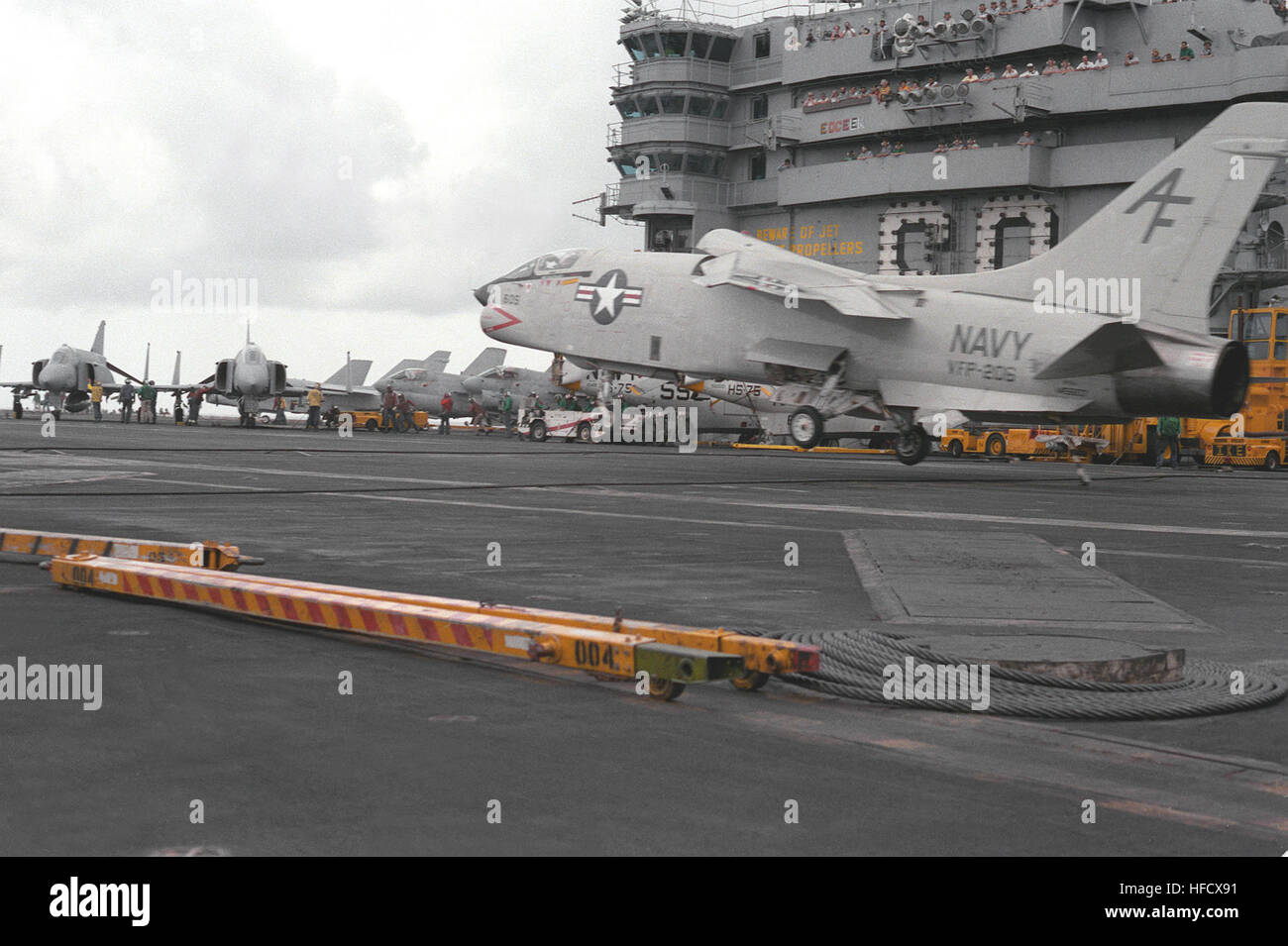 Aircraft carrier landing cable hi-res stock photography and images - Alamy