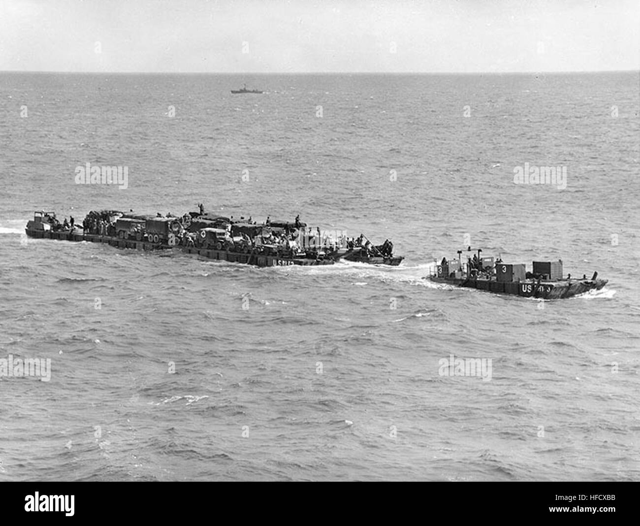 Rhino ferry RHF-3 approaces Normandy beaches 6 June 1944 Stock Photo ...