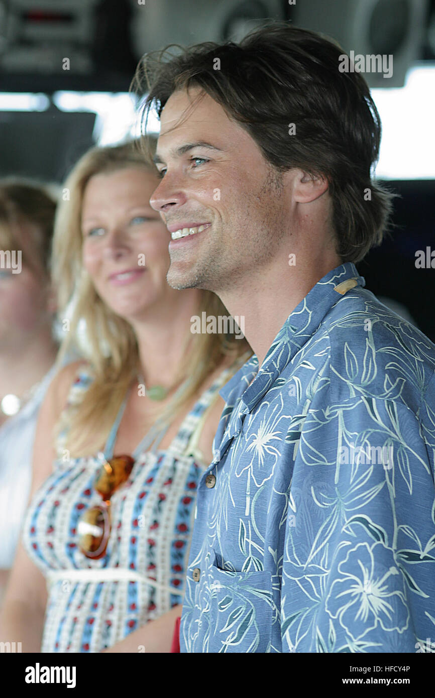 Rob lowe wife sheryl berkoff hi-res stock photography and images - Alamy