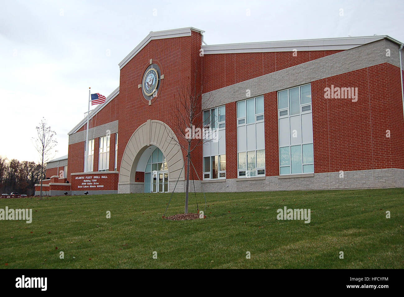 Navy chow hall hi-res stock photography and images - Alamy