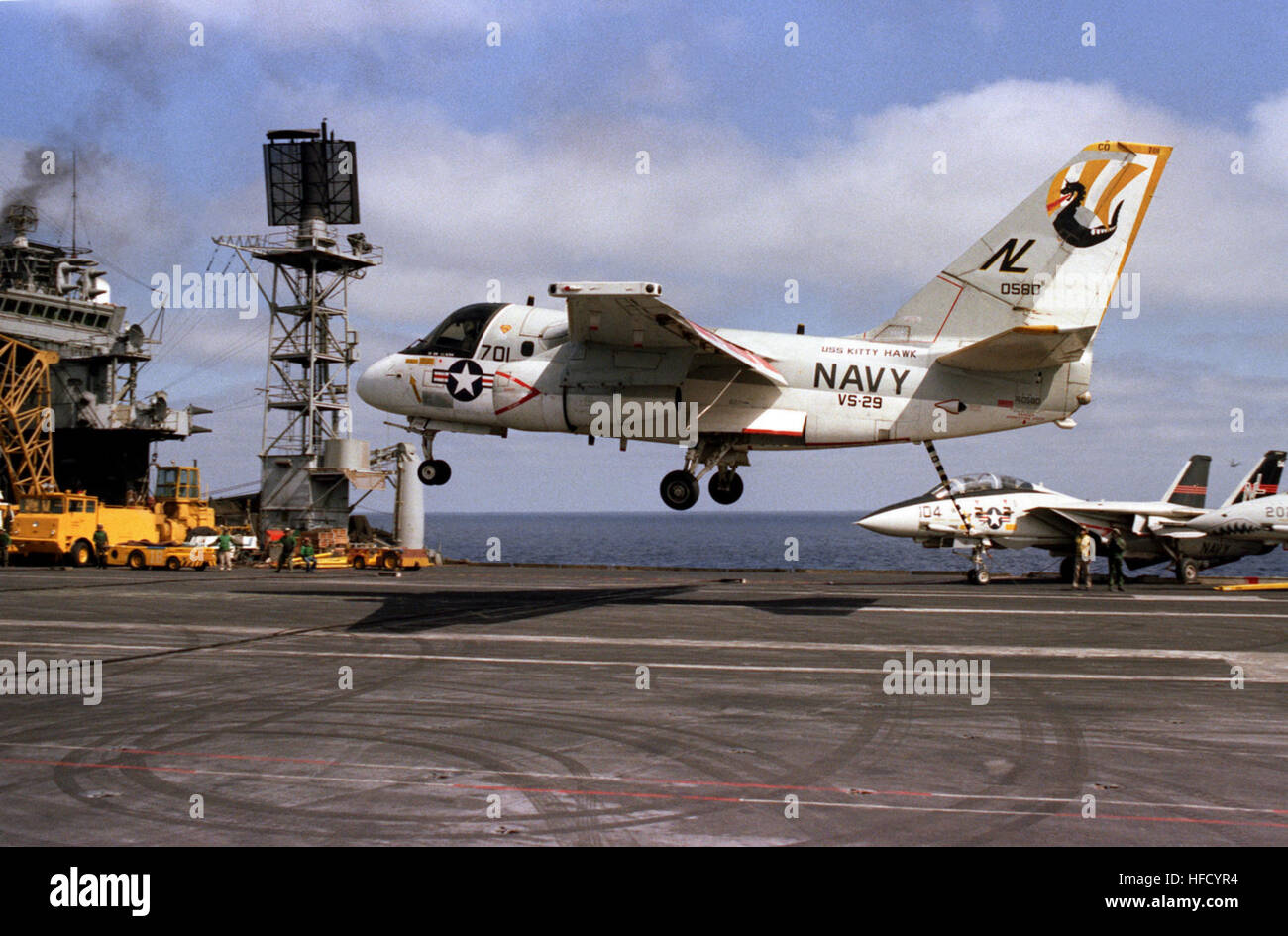 S-3A VS-29 landing aboard USS Kitty Hawk (CV-63) 1981 Stock Photo - Alamy