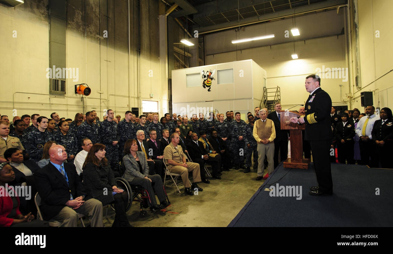Adm. Bill Gortney, commander of U.S. Fleet Forces, speaks to Navy Cyber ...