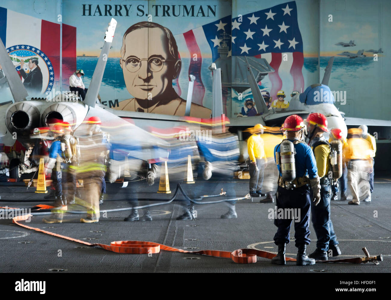 Casualty drills flight deck hi-res stock photography and images - Alamy