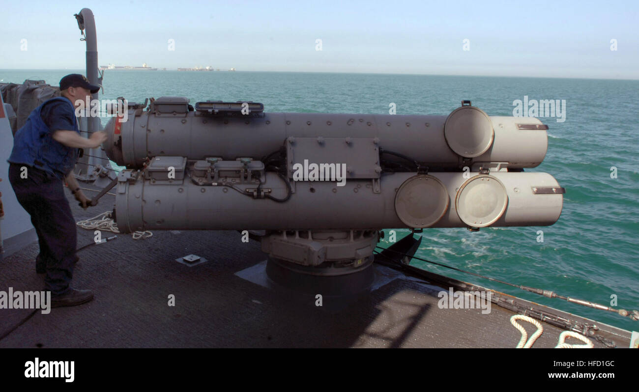 Mk 34 mod 14 torpedo launcher hi-res stock photography and images - Alamy