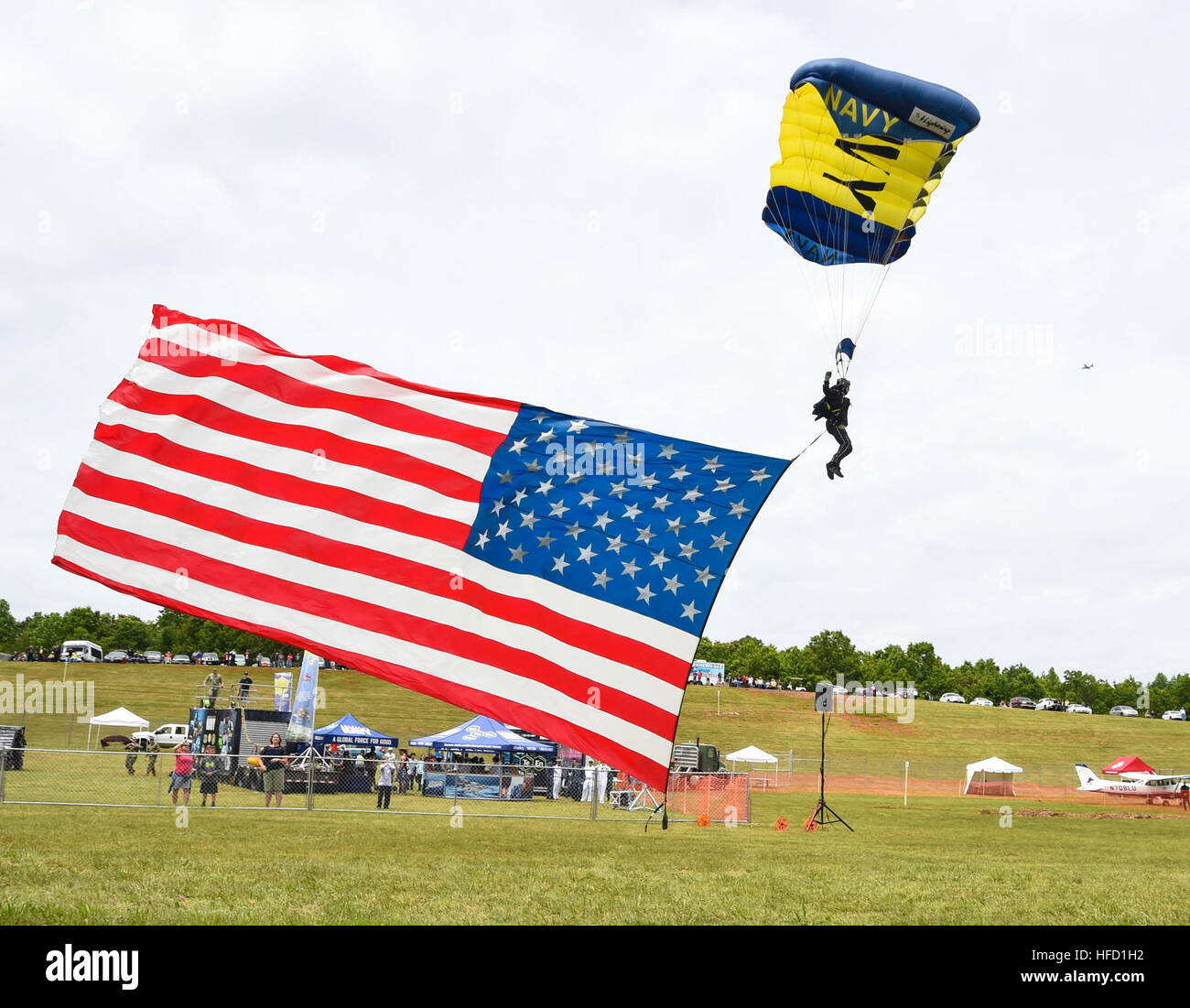 LYNCHBURG, Va. (May 20, 2016) Special Operator 1st Class Trevor ...
