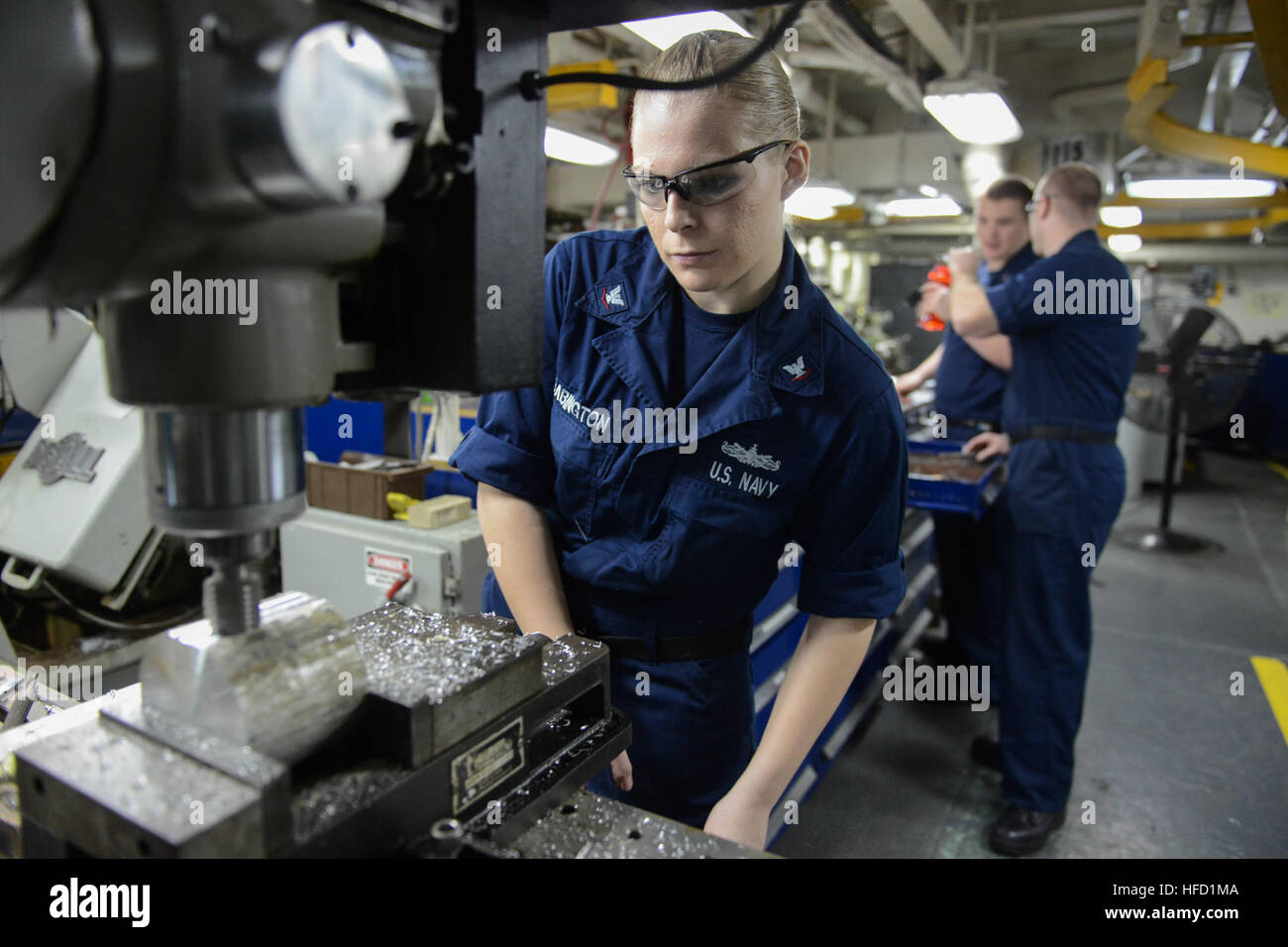 GULF OF OMAN (Dec. 30, 2013) Machinery Repairman 3rd Class Rebecca ...
