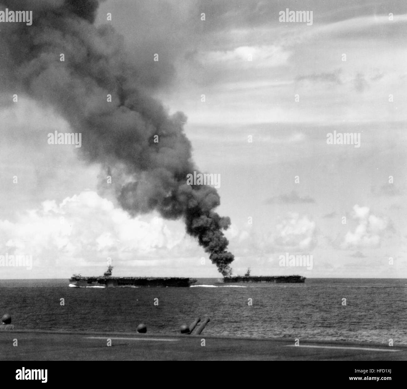 Sangamon class carrier hit off Samar 1944 Stock Photo - Alamy