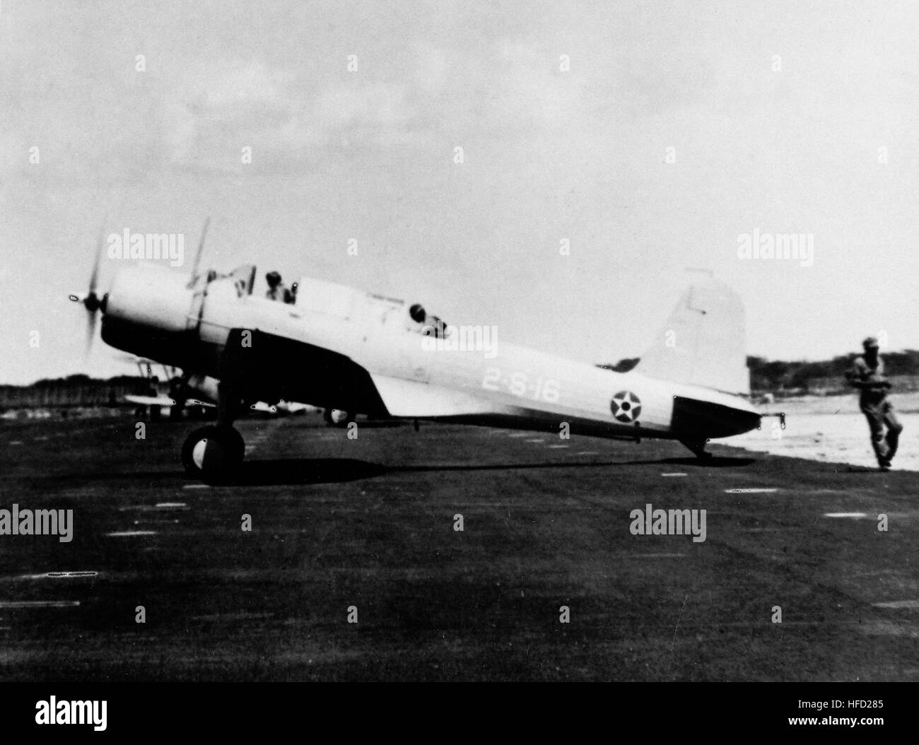 SB2U-3 VMS-2 at MCAS Ewa 1941 Stock Photo - Alamy