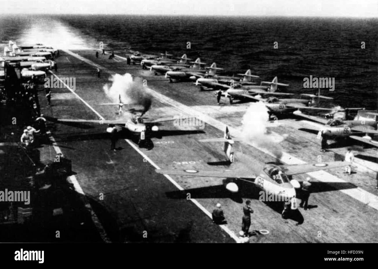 Hms Eagle Stock Photos & Hms Eagle Stock Images - Alamy