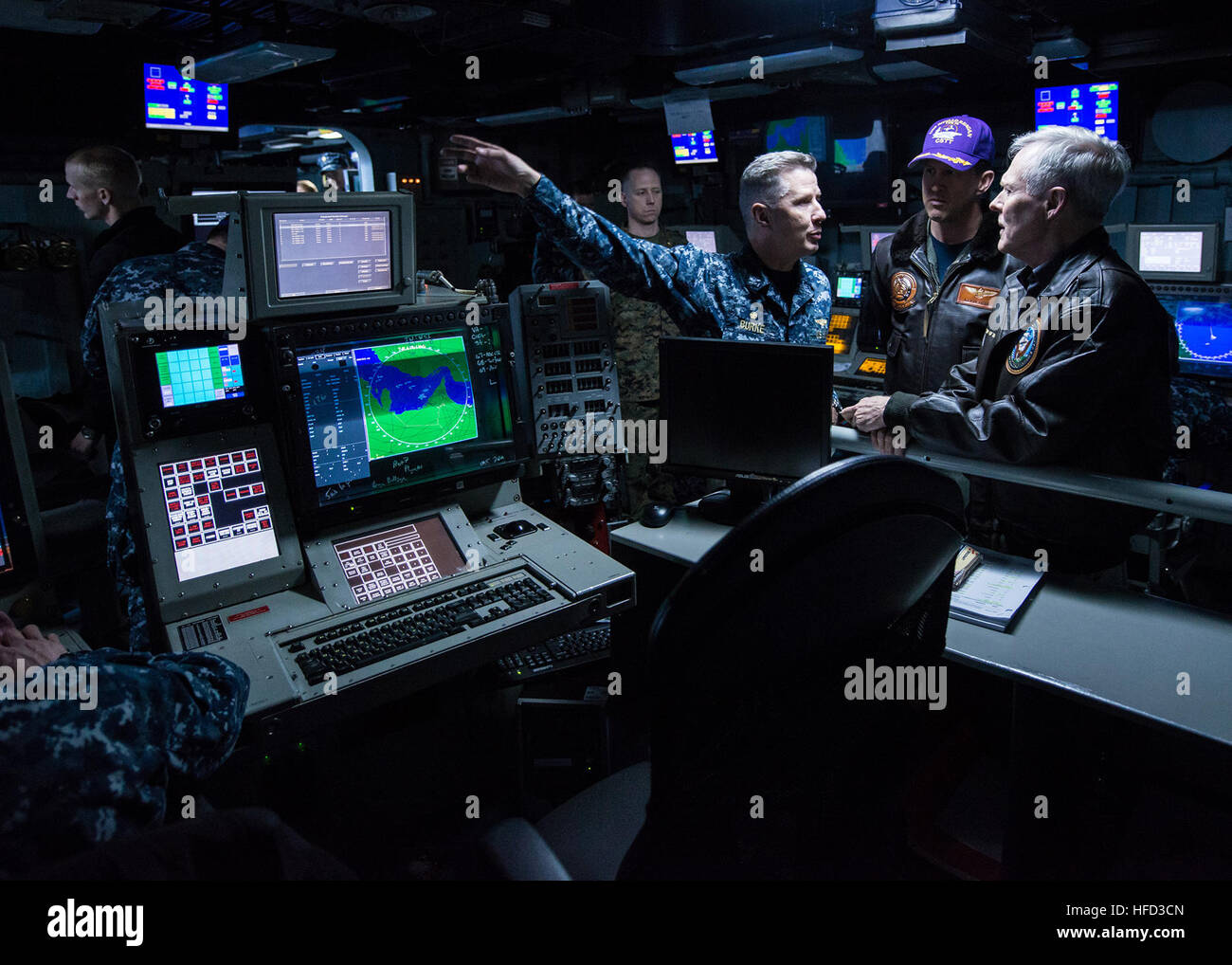 NAVAL BASE KITSAP-BREMERTON, Wash. (Feb. 6, 2013) Secretary of the Navy ...