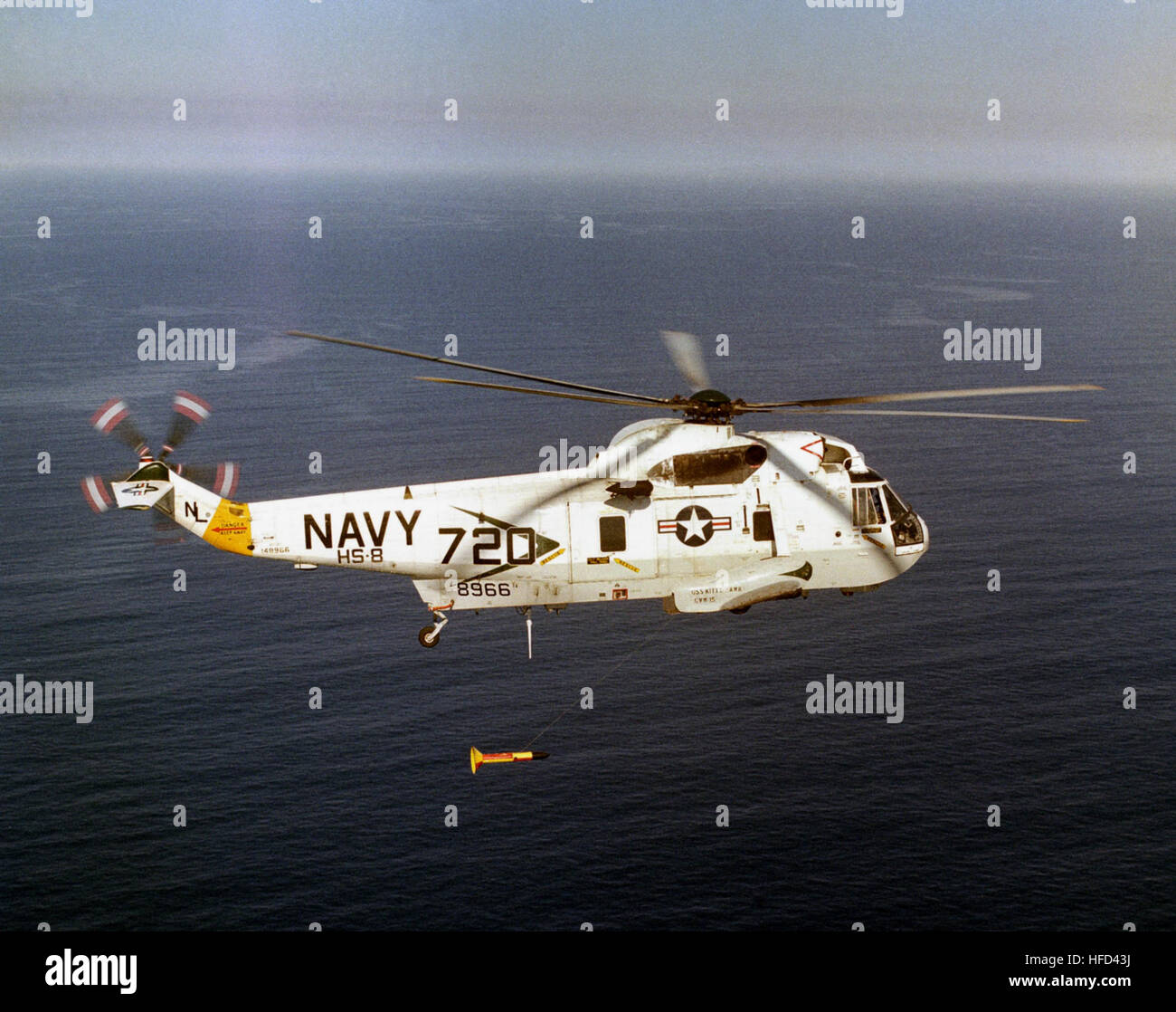 Sh 3h hi-res stock photography and images - Alamy