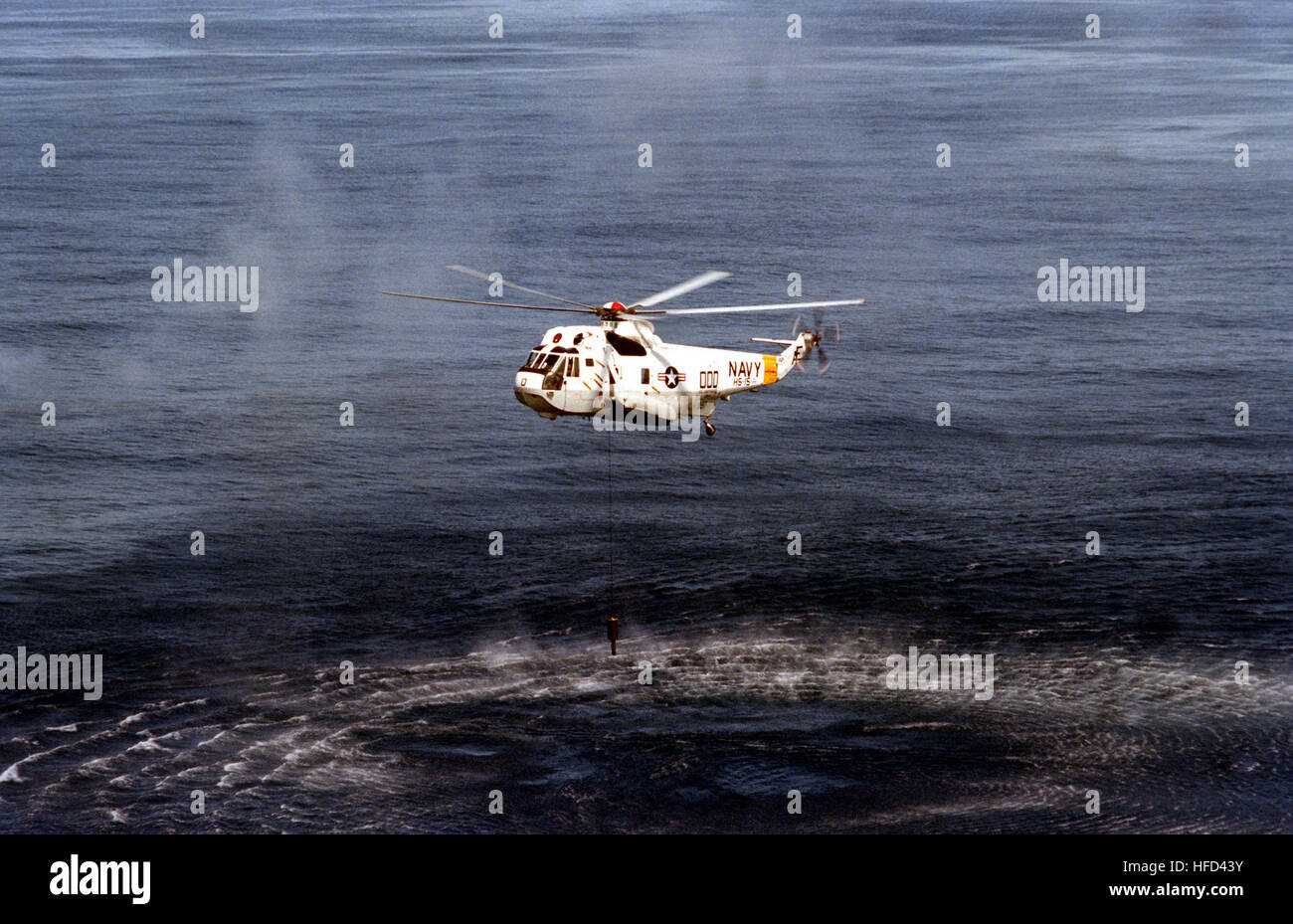 Sonar probe hi-res stock photography and images - Alamy