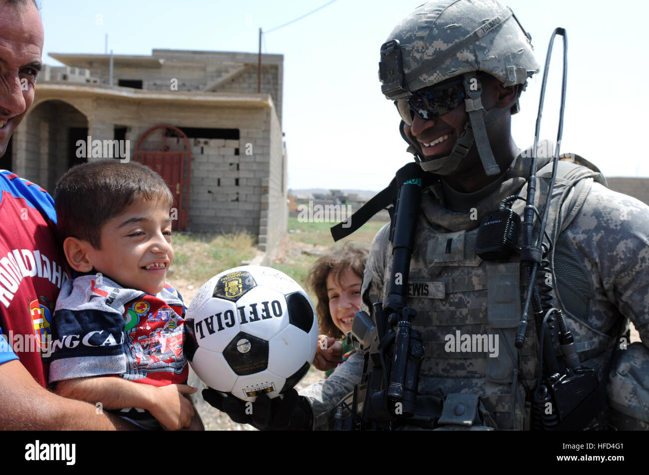 U.S. Army 1st Lt. Jeremy Lewis, platoon leader, 3rd Platoon, Bravo Battery, 2nd Battalion, 3rd ...