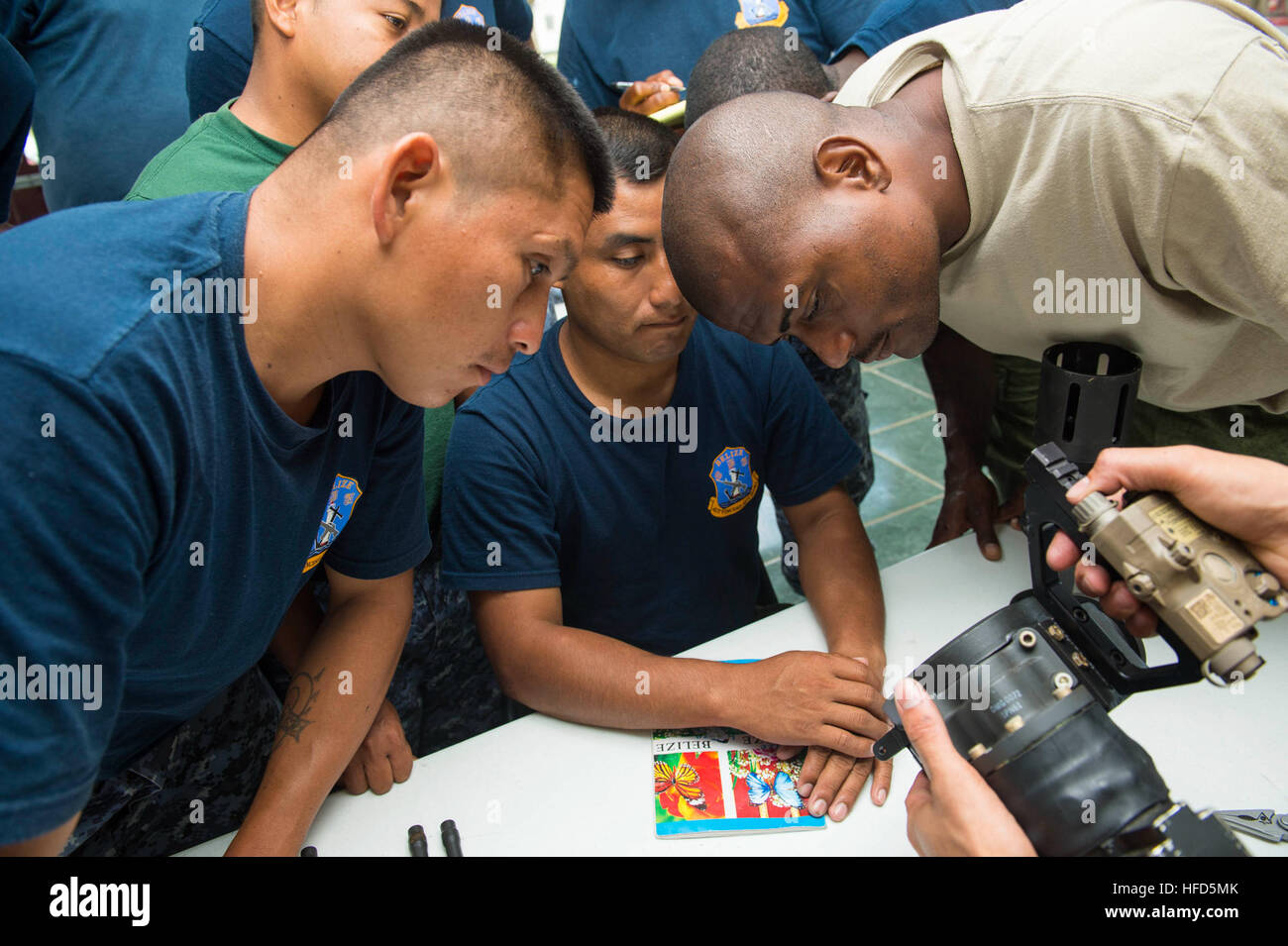 140618-N-XQ474-107 PUNTA GORDA, Belize (June 18, 2014) U.S. Navy ...