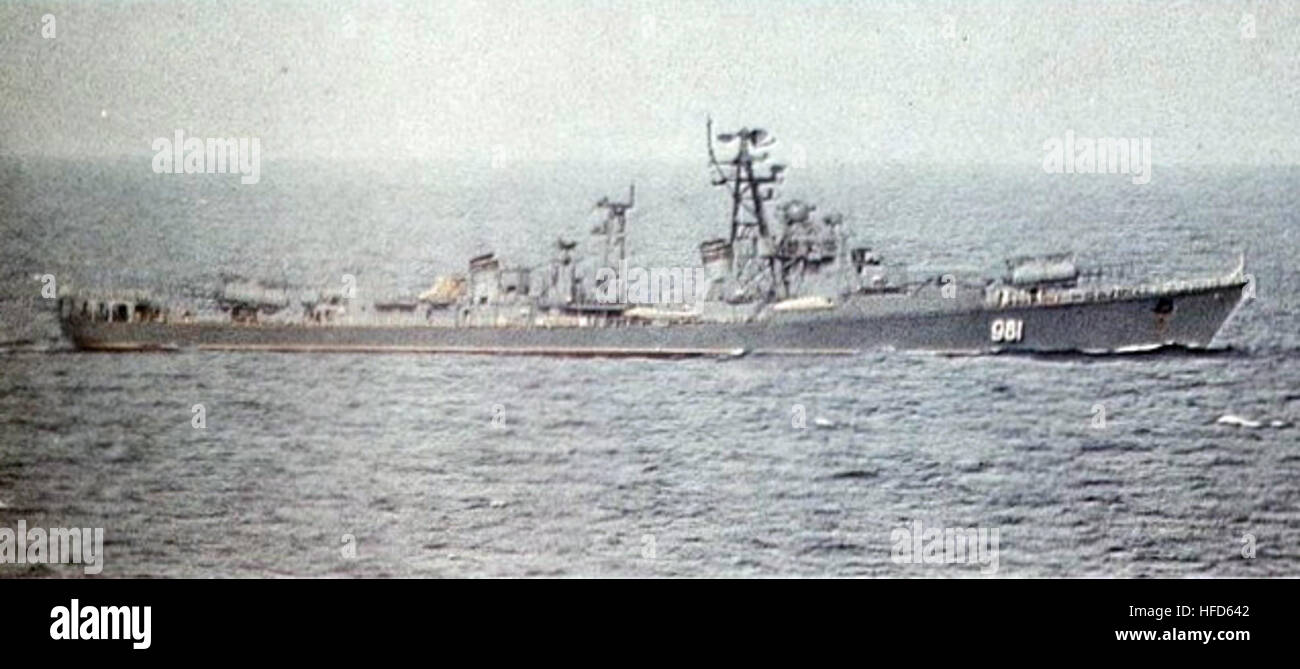 Soviet destroyer Gordyy underway in the Pacific c1968 Stock Photo - Alamy