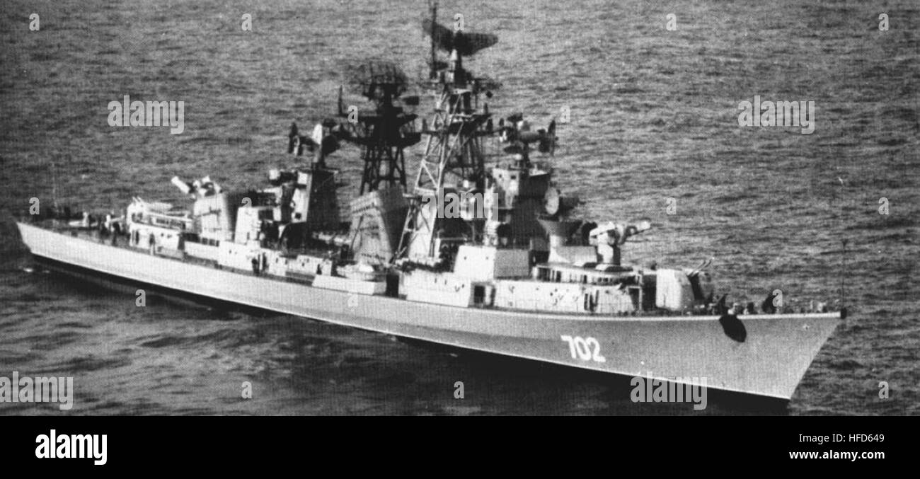 Soviet destroyer Skoryy c1987 Stock Photo - Alamy