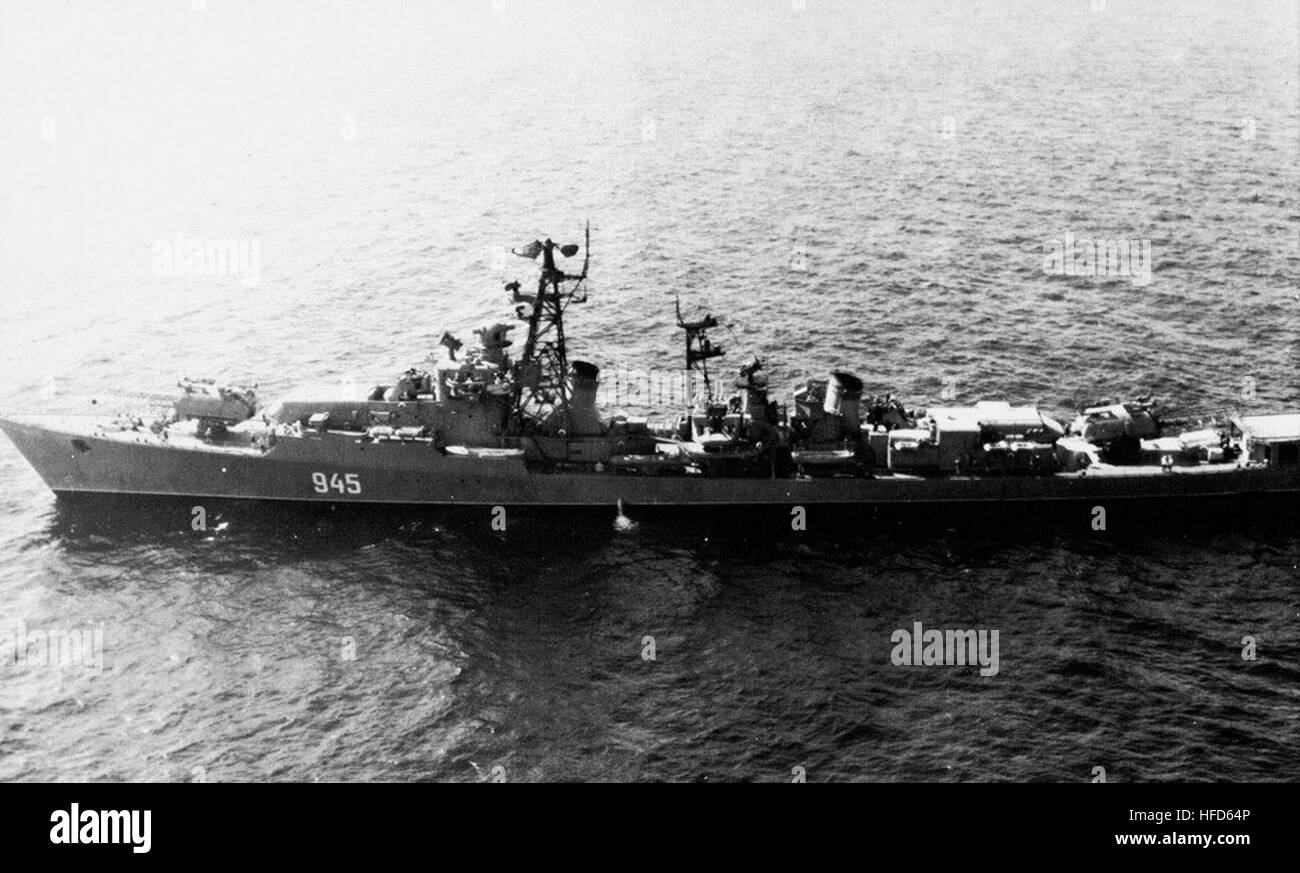 Soviet destroyer Zorkiy underway in 1967 Stock Photo - Alamy