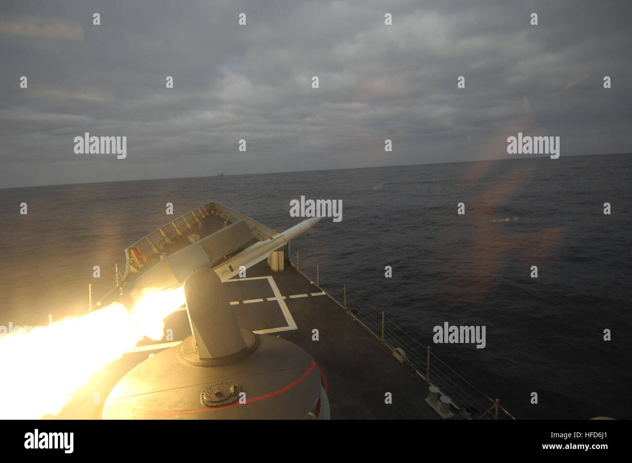 The Spanish frigate SPS Canarias (F 86) participates in missile ...