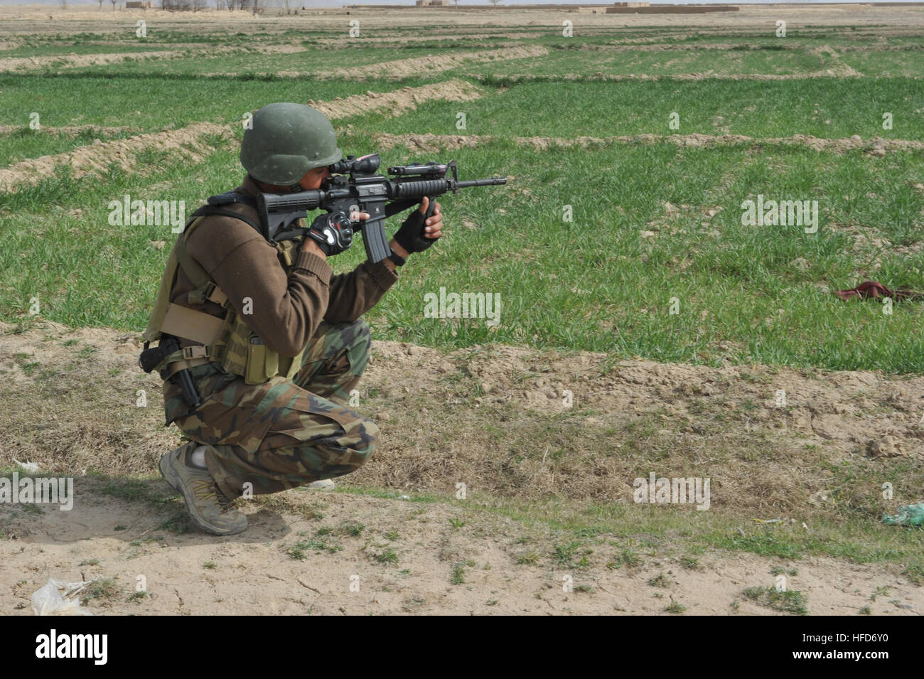 Special forces commando hi-res stock photography and images - Alamy