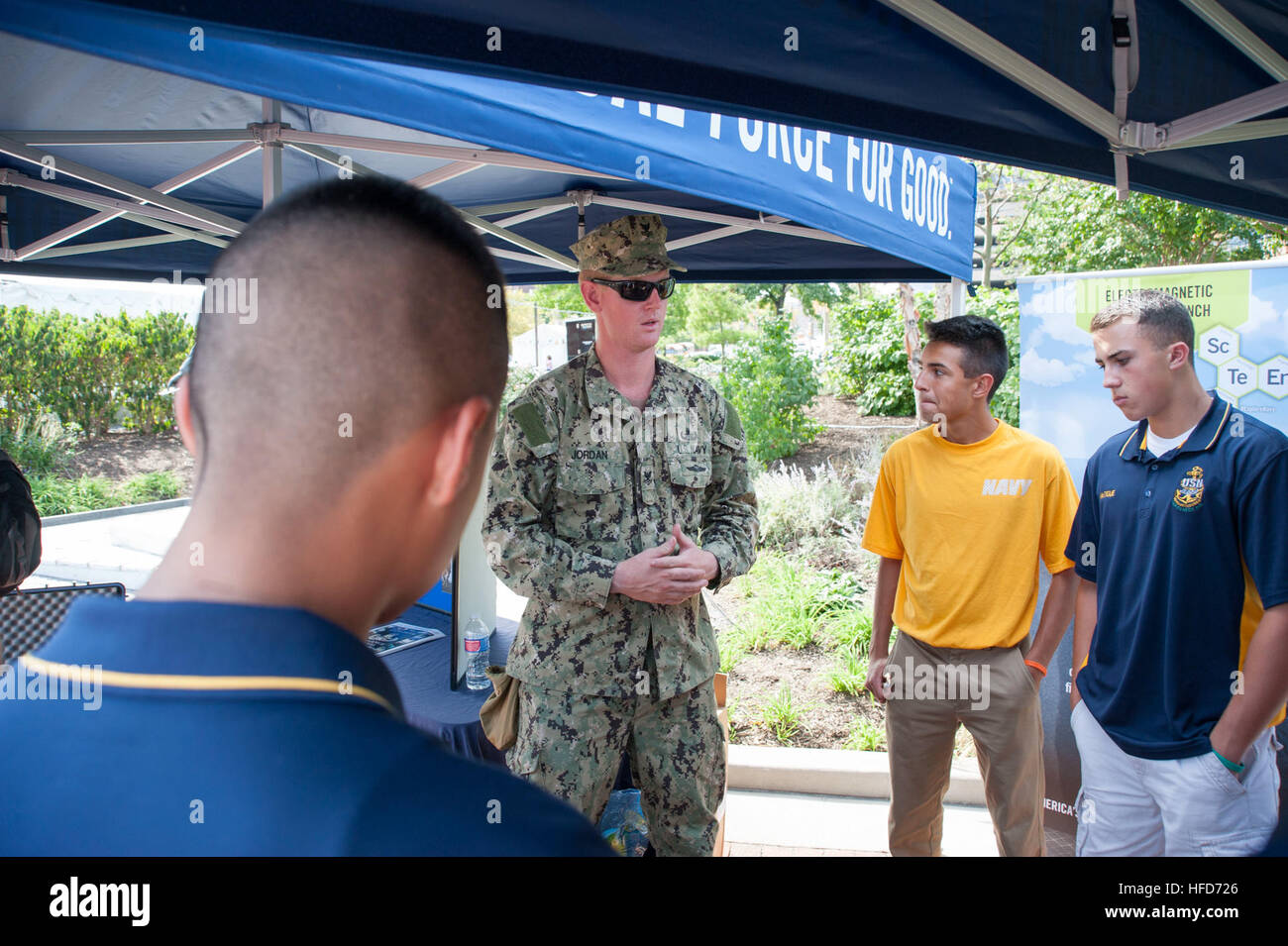 Explosive ordnance disposal mobile unit six hi-res stock photography ...