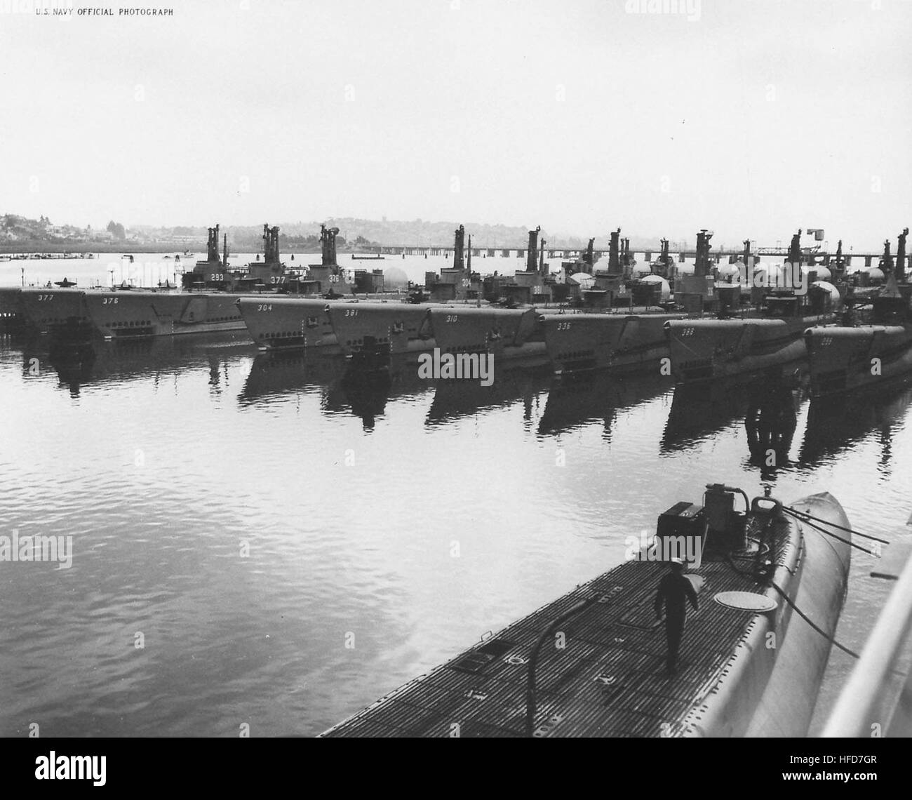 Navy reserve officers training Black and White Stock Photos & Images ...