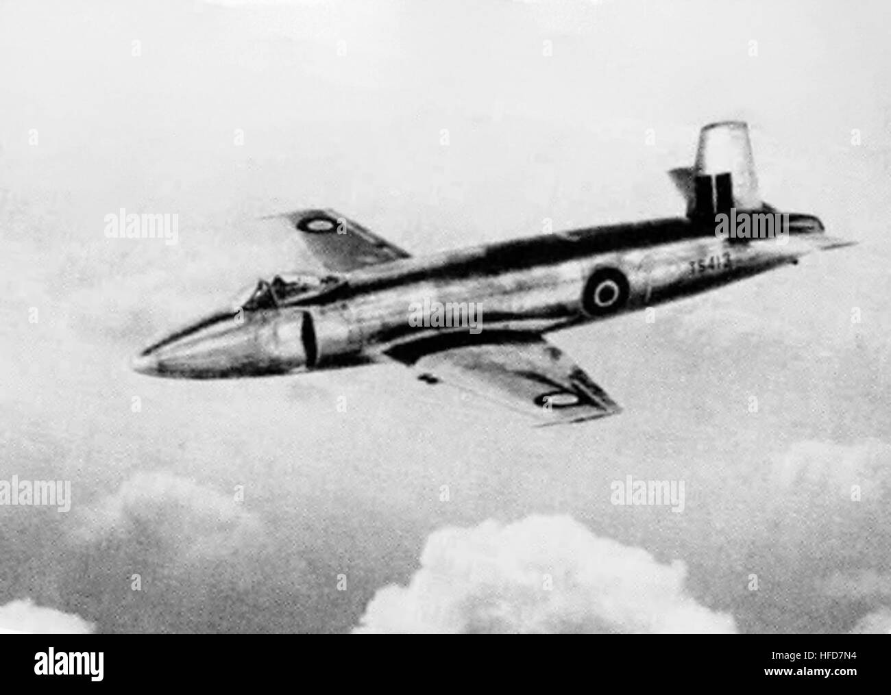 Supermarine Attacker prototype TS413 in flight 1947 Stock Photo - Alamy