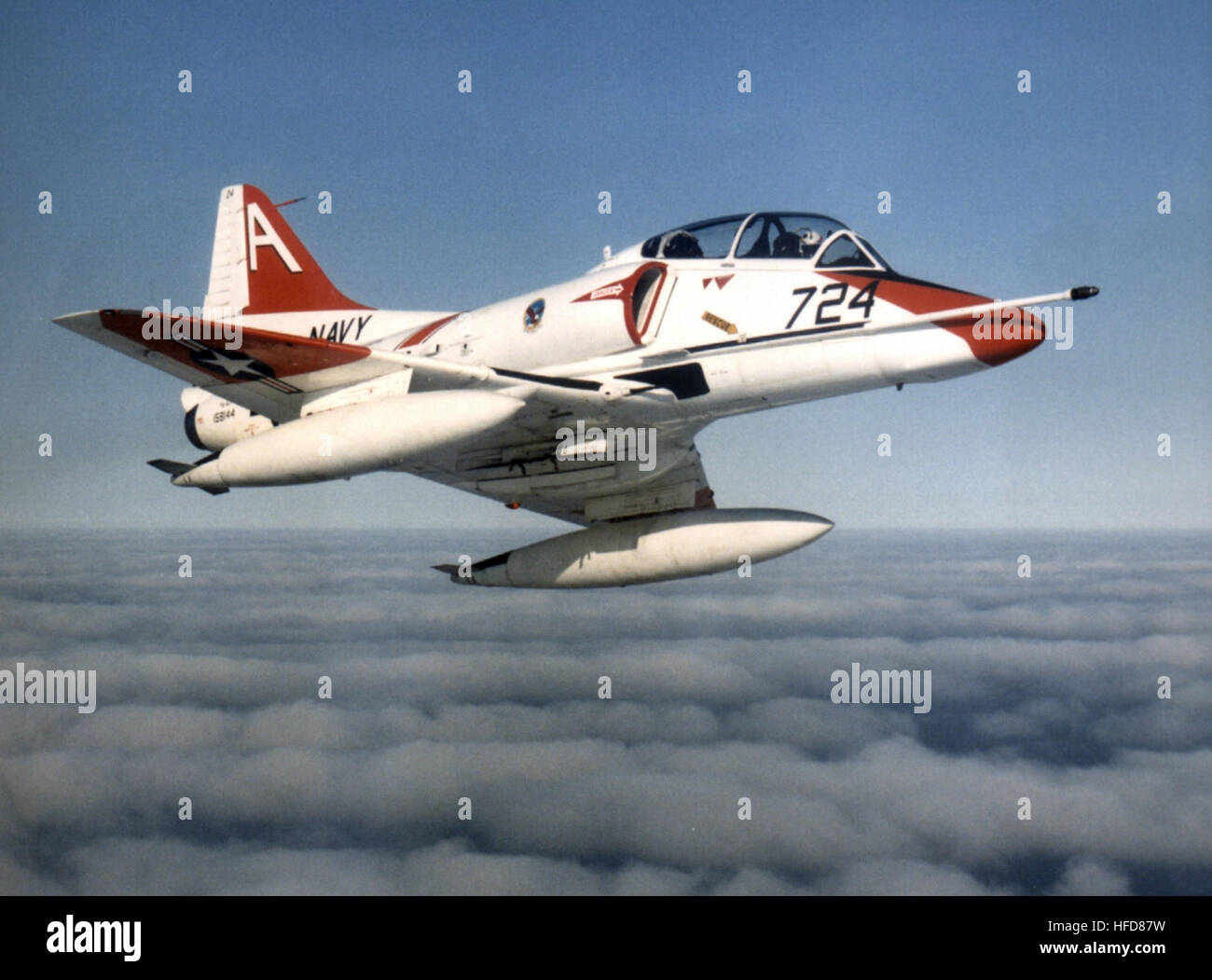 Ta 4j skyhawk hi-res stock photography and images - Alamy
