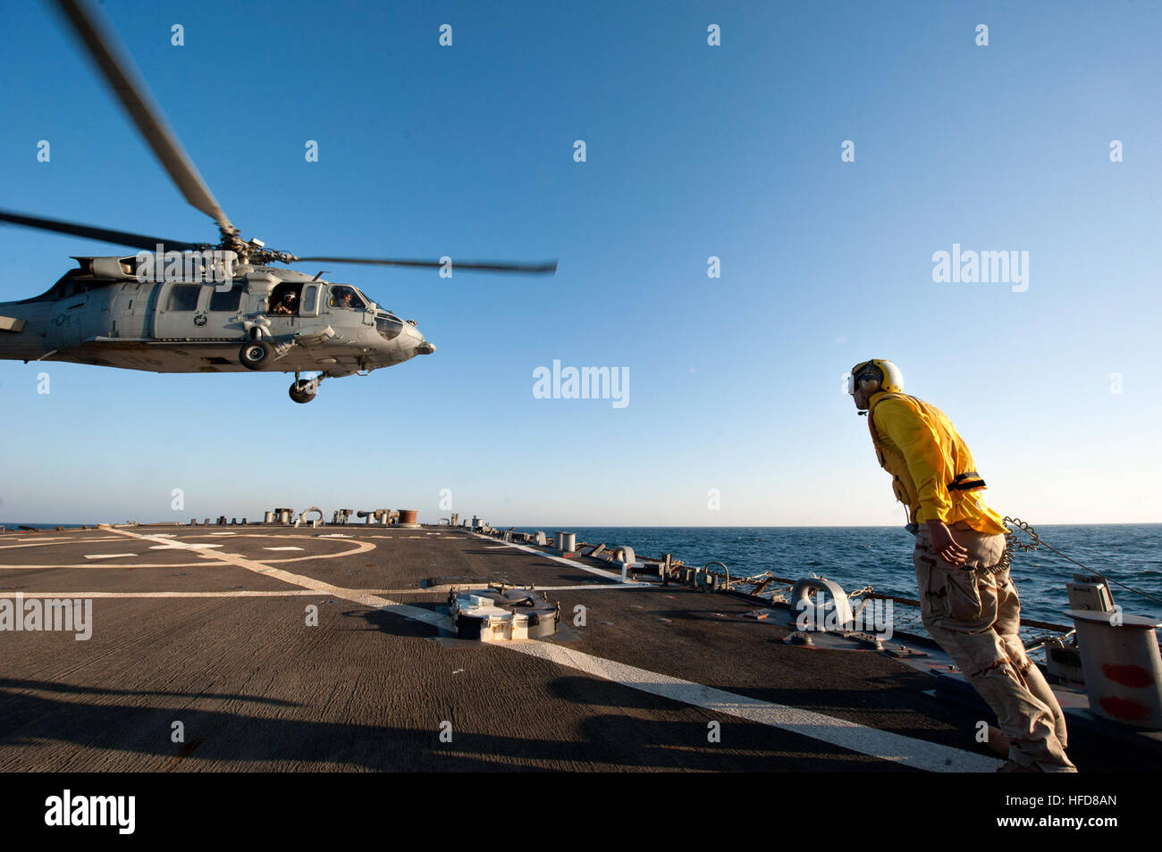 Arleigh burke flight ii hi-res stock photography and images - Alamy