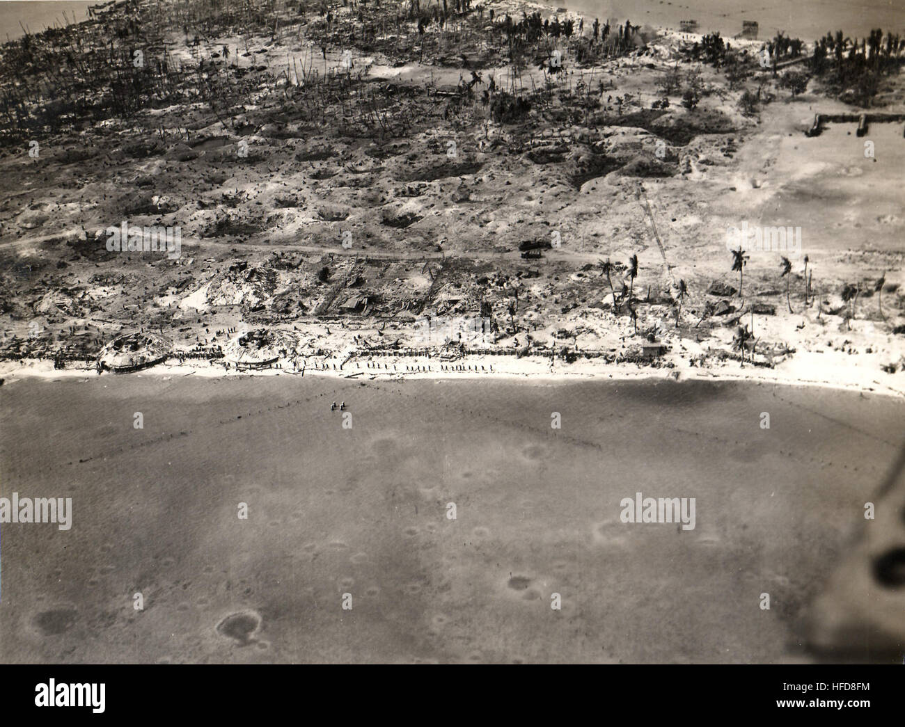 Tarawa aerial view 24 Nov 1943 Stock Photo - Alamy