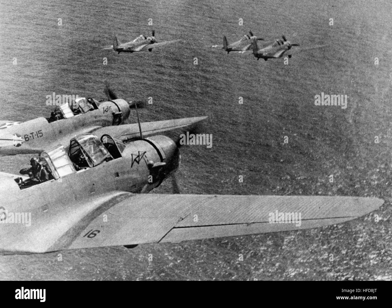 TBD-1 Devastators of VT-6 in flight c1941 Stock Photo - Alamy