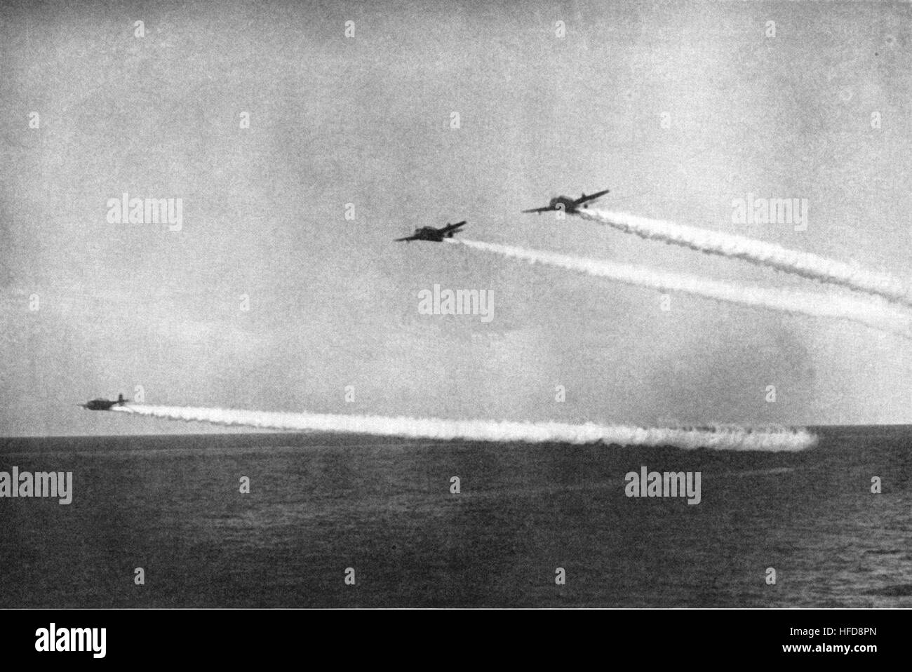 Smoke Screen Military High Resolution Stock Photography and Images - Alamy