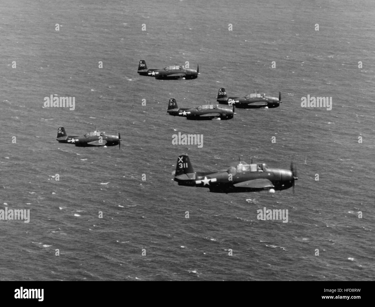 TBM Avengers of VT-86 in flight 1945 Stock Photo - Alamy