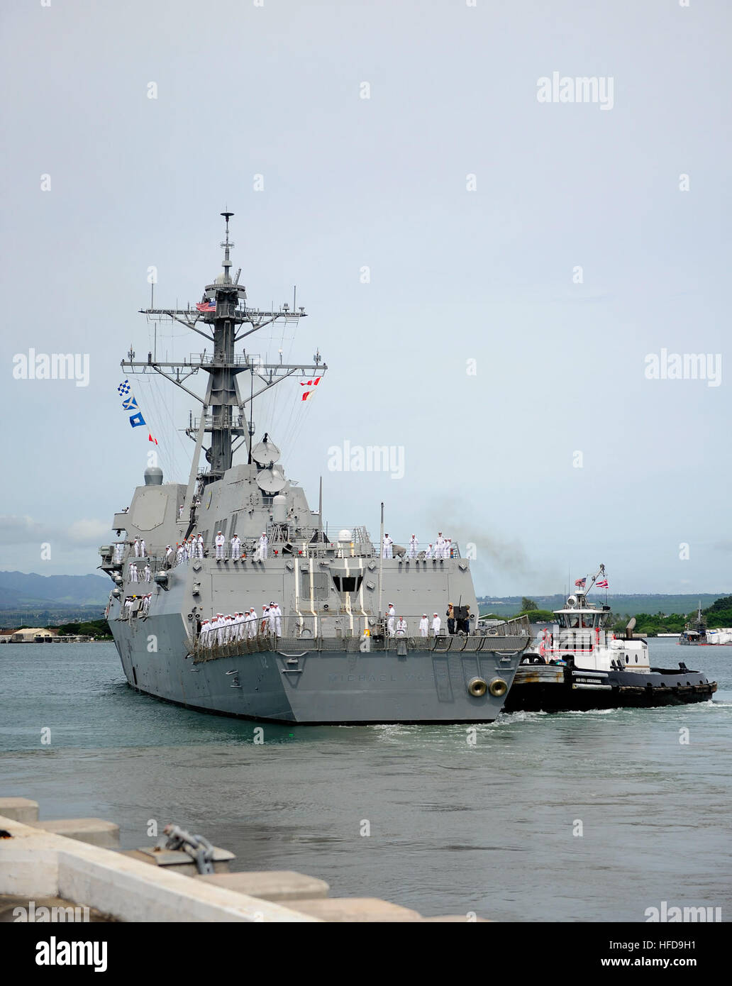 The guided-missile destroyer USS Michael Murphy (DDG 112) leaves Joint ...