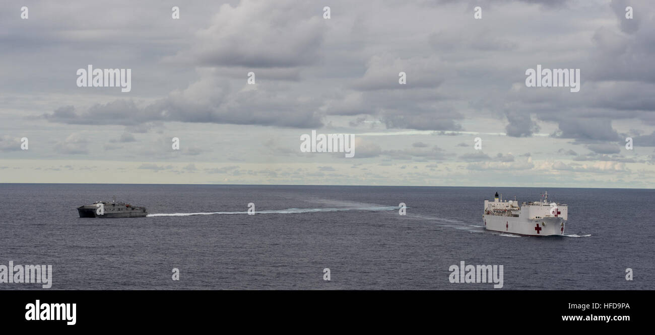 PACIFIC OCEAN -- The Military Sealift Command hospital ship USNS Mercy ...