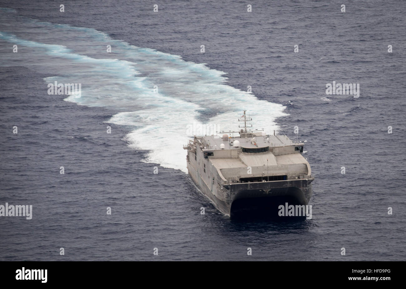 PACIFIC OCEAN -- The Military Sealift Command Joint High Speed Vessel ...