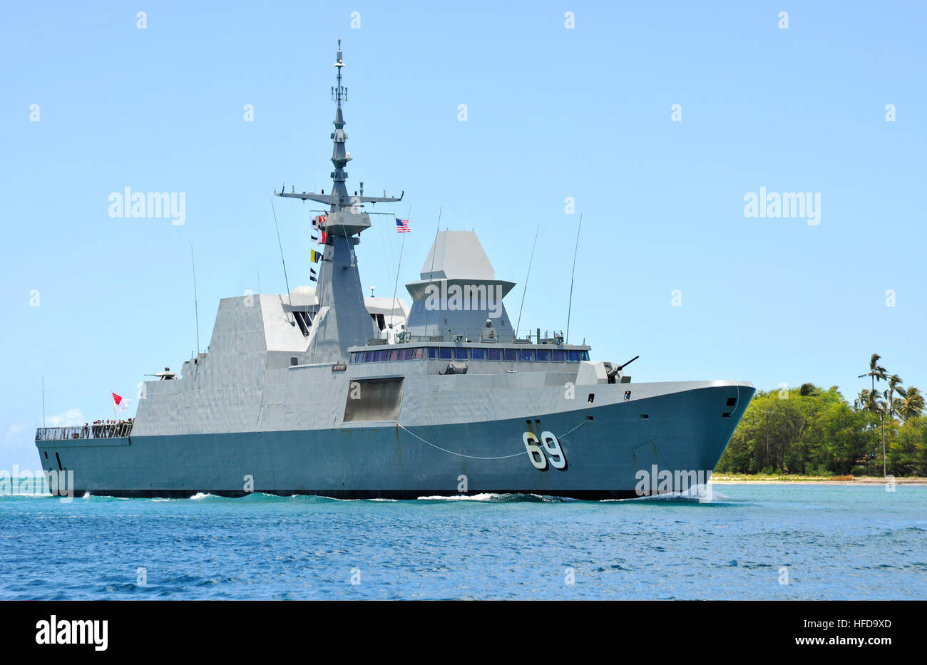 The Singapore frigate RSS Intrepid (F 69) arrives for Rim of the ...