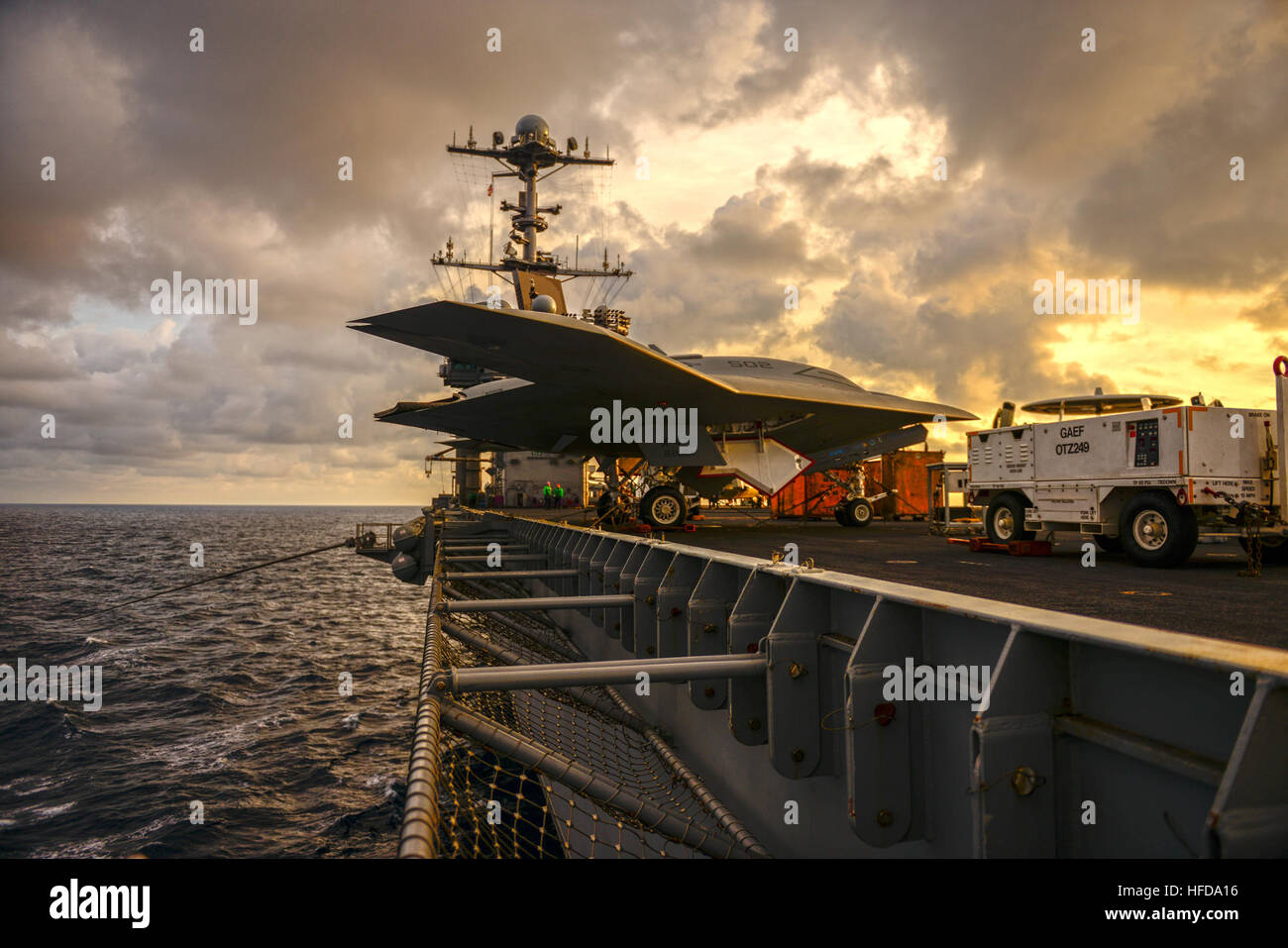 ATLANTIC OCEAN (Dec. 11, 2012) An X-47B Unmanned Combat Air System ...