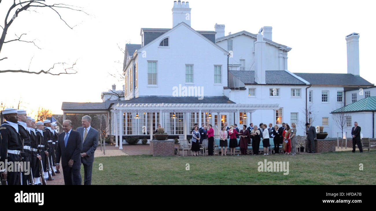 Adm. Noman Bashir, chief of Naval Staff of the Pakistani navy, left ...