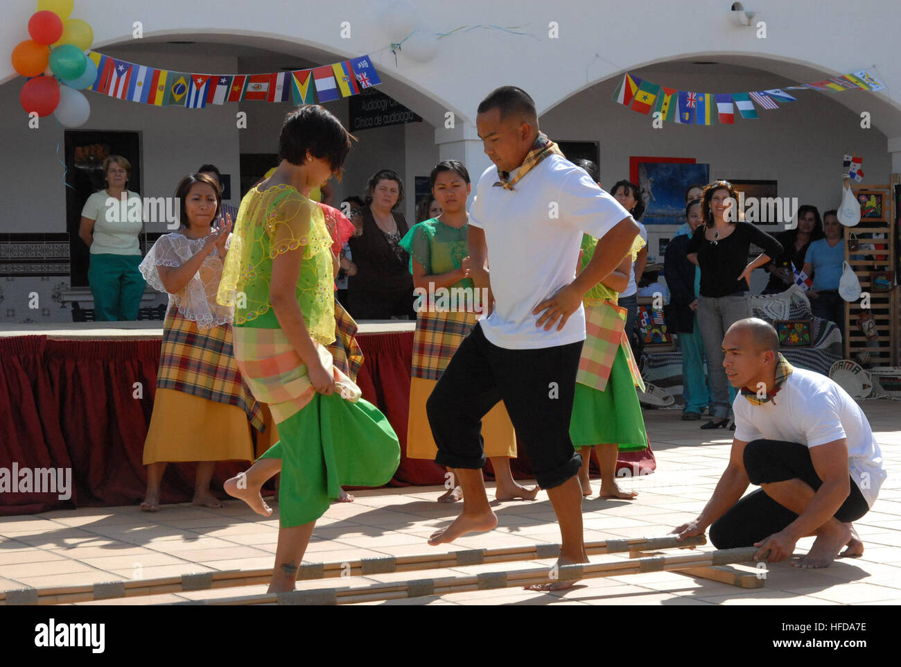 Tinikling dance hi-res stock photography and images - Alamy