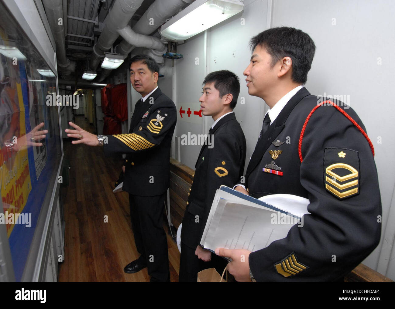 U.S. 7th Fleet Command Master Chief Marcos Sibal hosts a tour for Japan ...