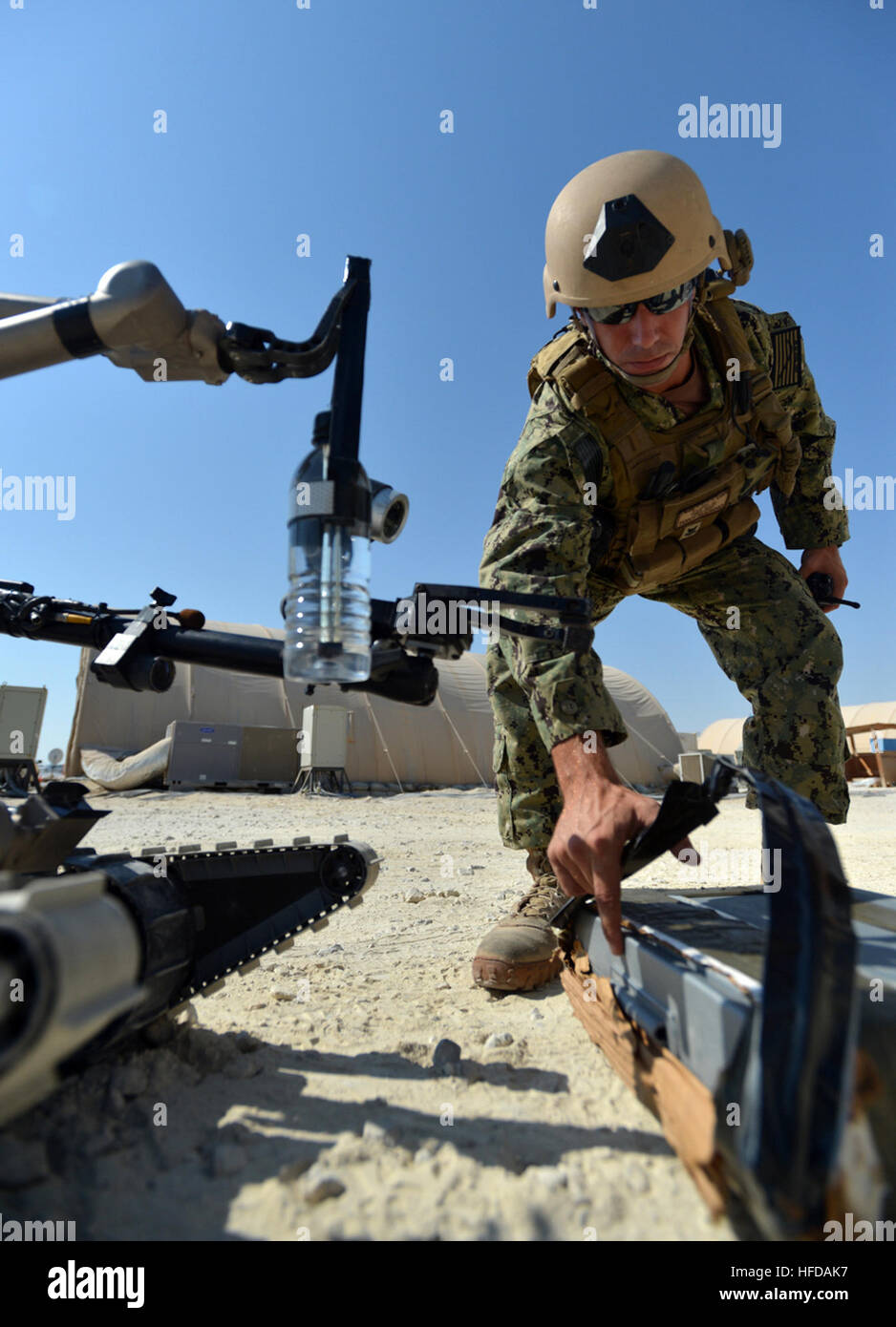 U.S. Navy Explosive Ordnance Disposal Technician 1st Class Anthony ...