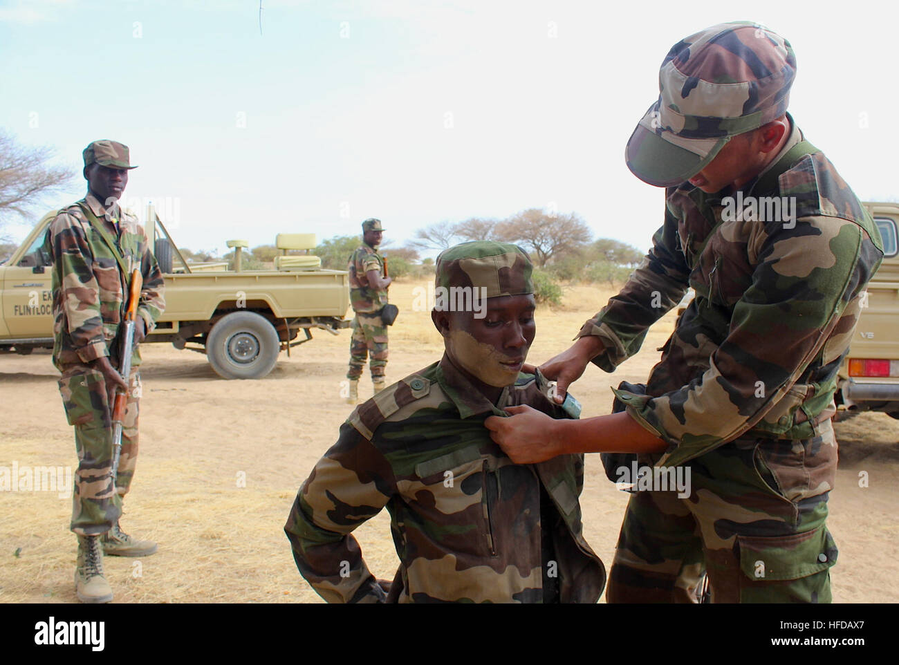 Soldiers from Niger practice vehicle checkpoints and identifying ...