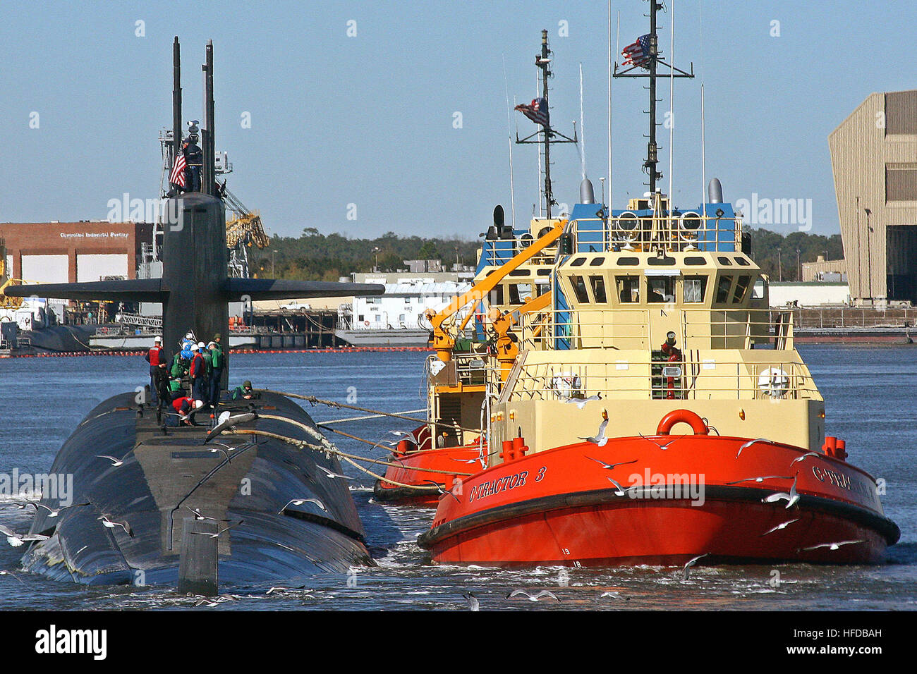 Submarine tugboat port hi-res stock photography and images - Alamy