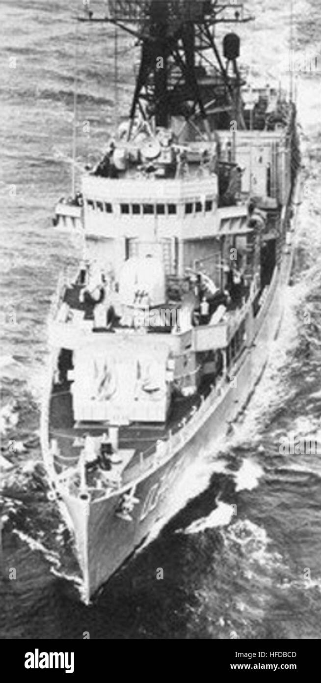 Turkish destroyer TCG An%%%%%%%%C4%%%%%%%%B1ttepe (D-347) underway in ...