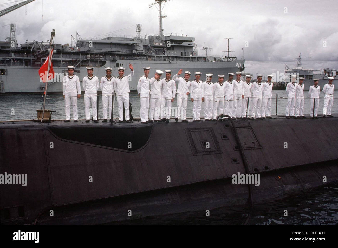 Turkish sailors on H%%%%%%%%C4%%%%%%%%B1z%%%%%%%%C4%%%%%%%%B1rreis (S ...
