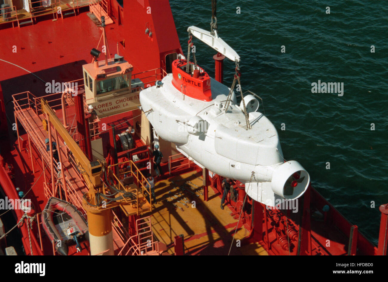 The US Navy (USN) 21-ton Deep Submergence Vehicle Turtle (DSV 3 ...