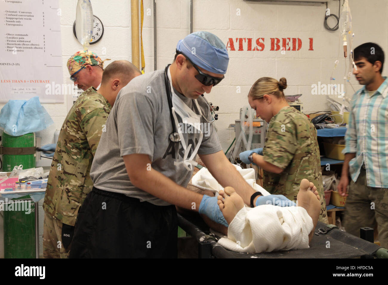 541st forward surgical team fst airborne hi-res stock photography and ...