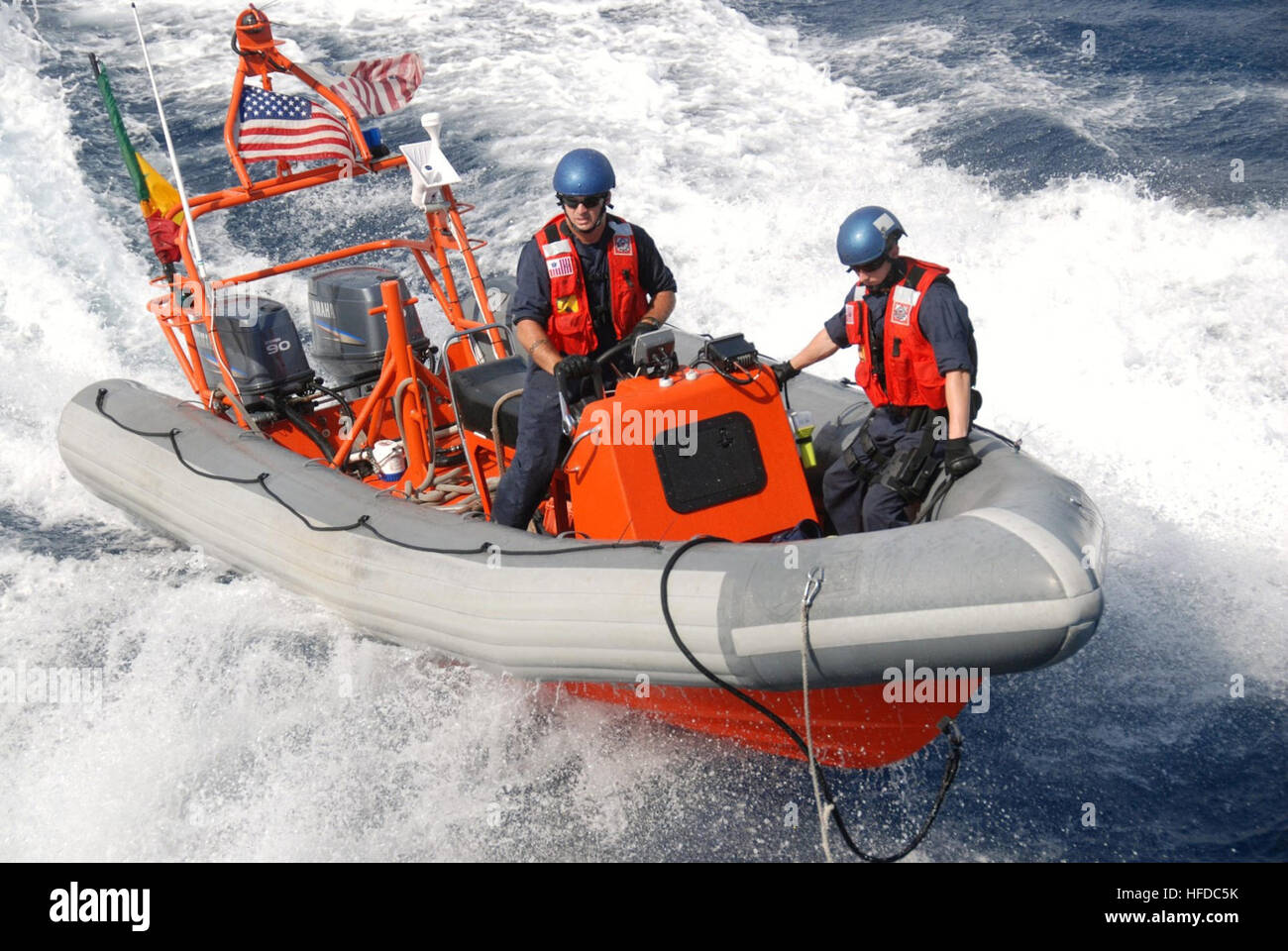 U s coast guard cutter mohawk wmec 913 hi-res stock photography and ...